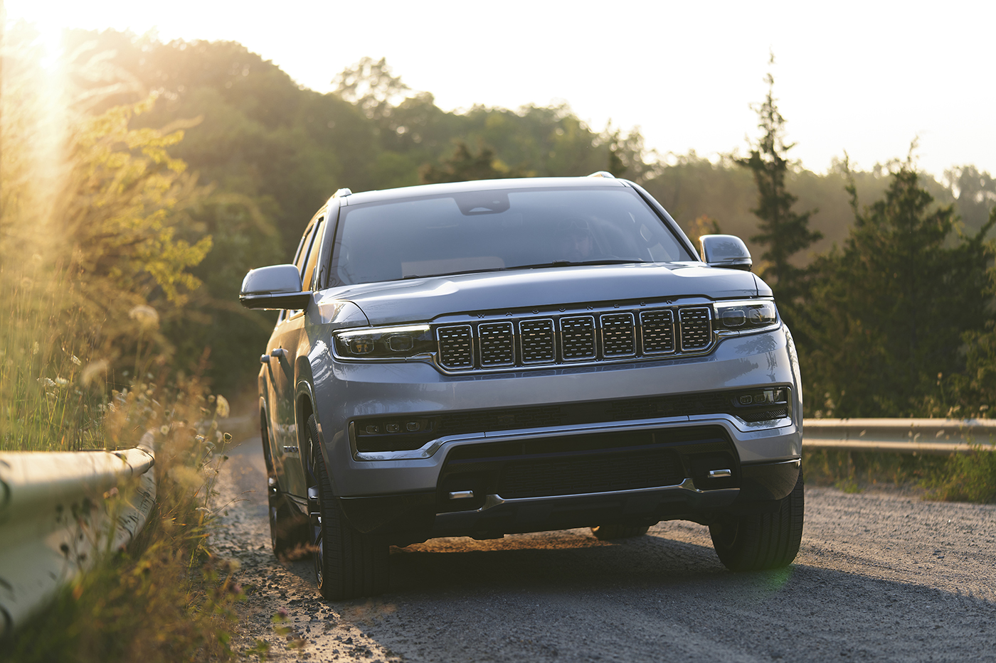 2022 Jeep Grand Wagoneer Wins Popular Science Award