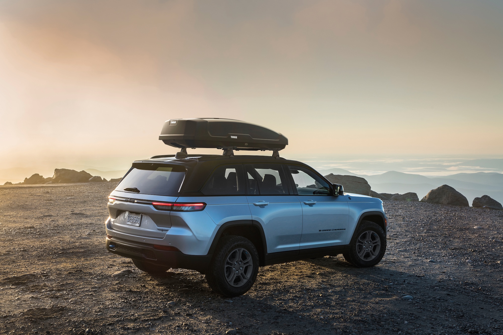 2025 Jeep Grand Cherokee: Luxury, Specs & Features